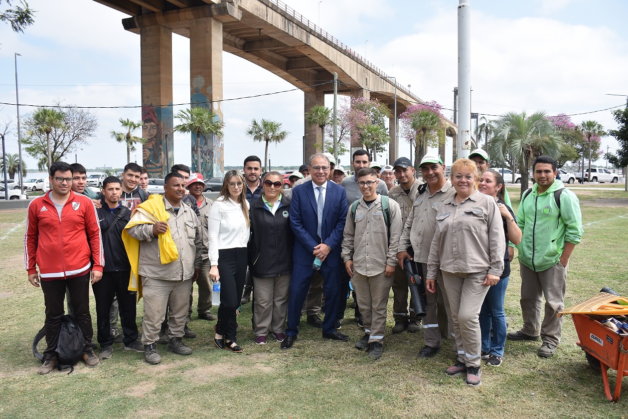 Tassano inauguró obras de mejoras integrales en la plazoleta Stella ... Tassano inauguró obras de mejoras integrales en la plazoleta Stella ...